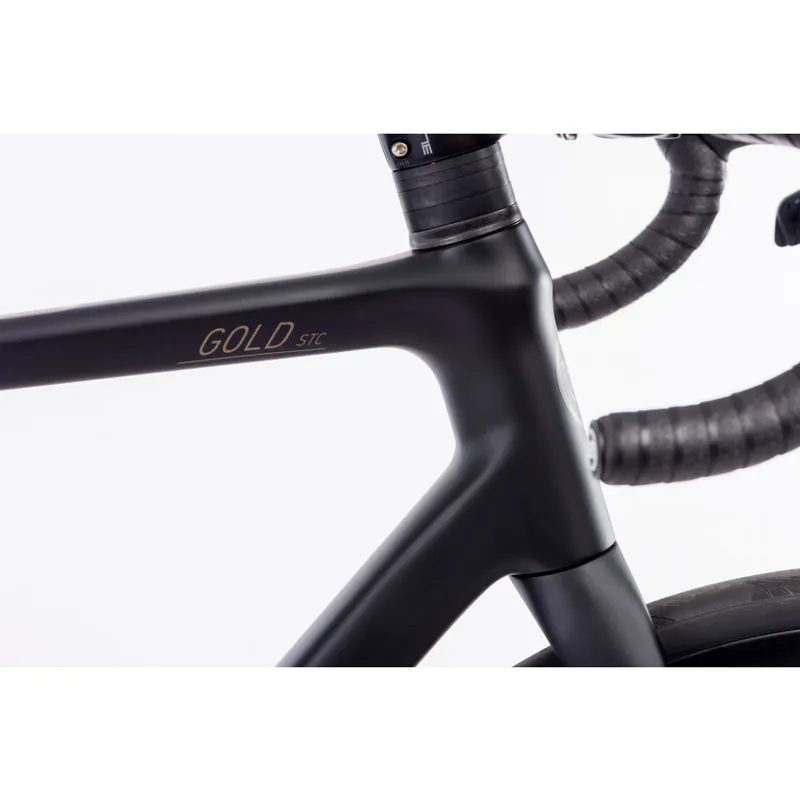 Orro 2024 Gold STC Ultegra Di2 Matt Black Carbon Road Bike