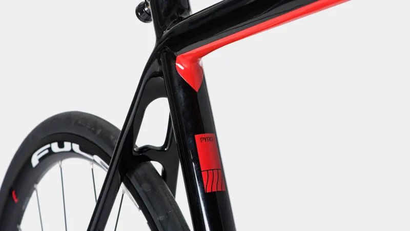 Orro 2018 Pyro Disc 105 Carbon Road Bike