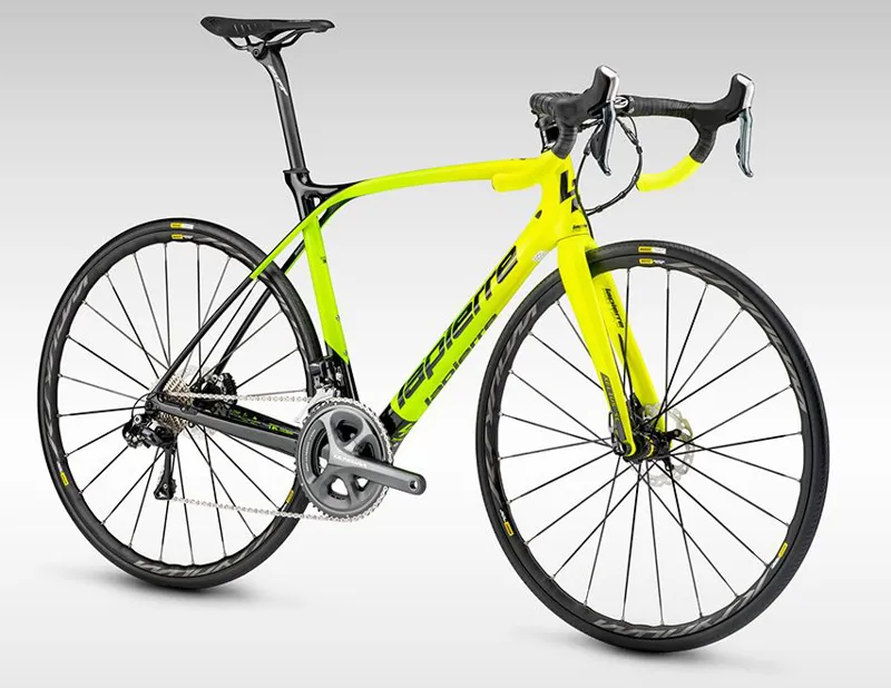 Lapierre 2017 Xelius SL 700 Ultimate Disc Carbon Di2 Race Road Bike
