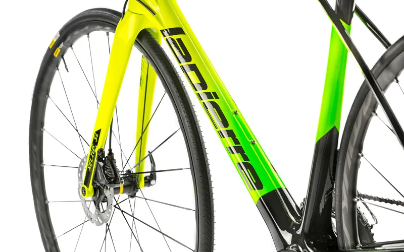 Lapierre 2017 Xelius SL 700 Ultimate Disc Carbon Di2 Race Road Bike